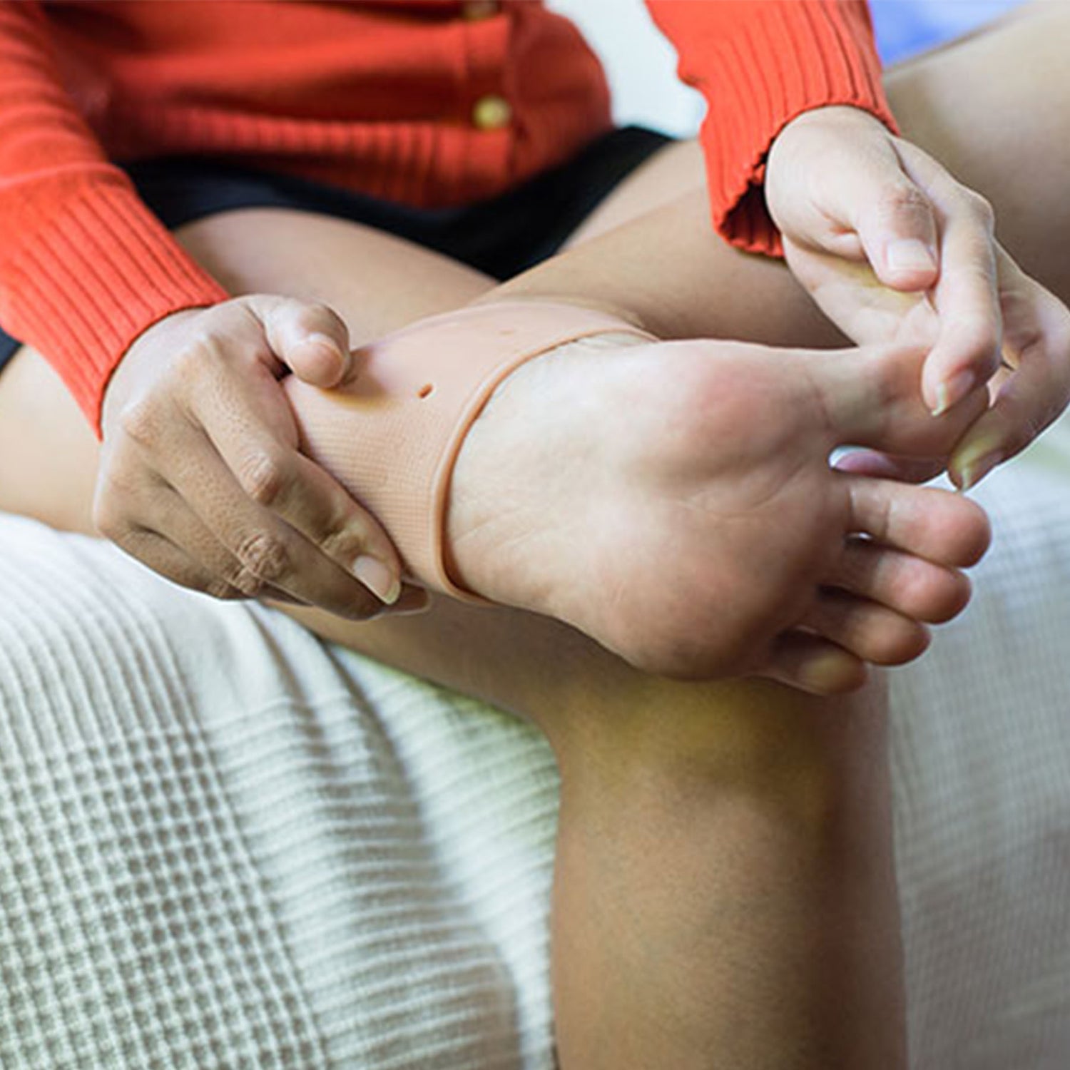 Does Red Light Therapy Help Plantar Fasciitis? Does Red Light Therapy Help Plantar Fasciitis?